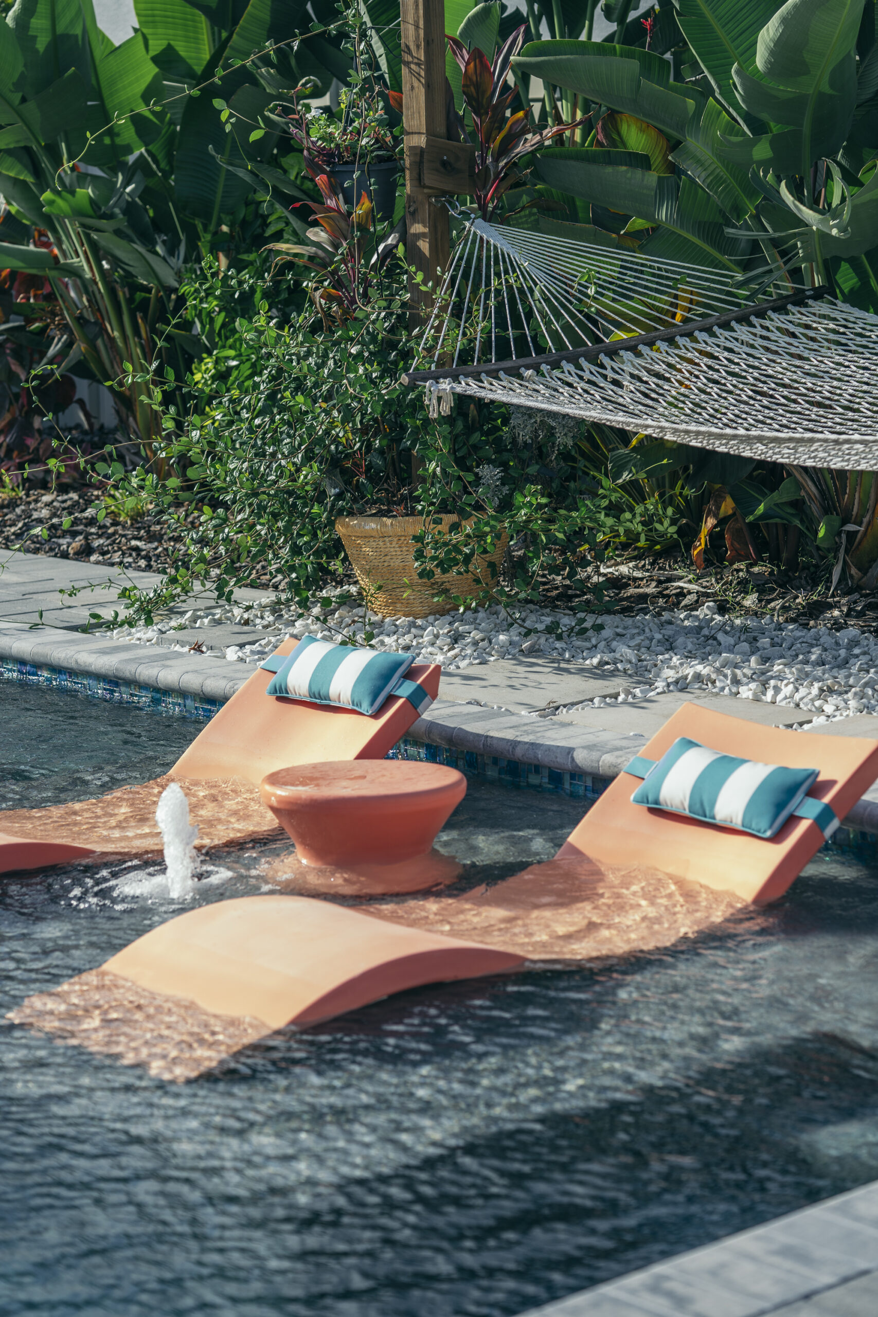 10 Must-Have Accessories for a Luxury Pool Experience - Presidential ...